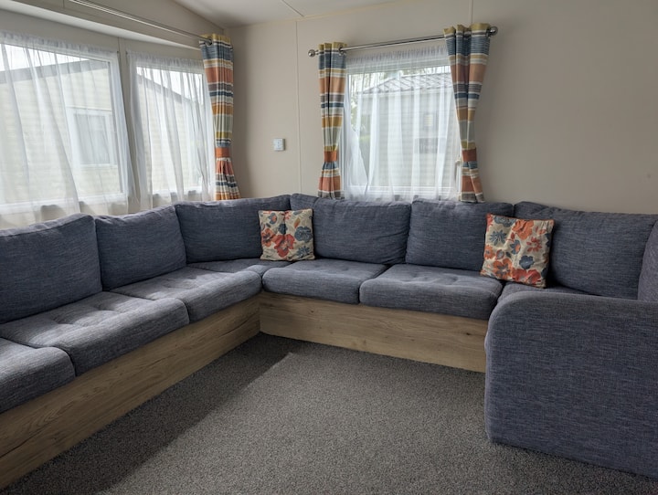 Coastal Comfort – Relaxing 3-bed Holiday Home At M - St Mary's Bay