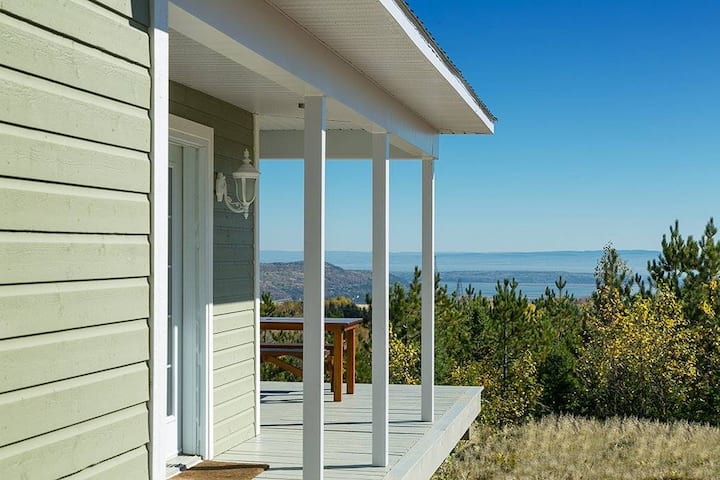 Le Saint Placide De Charlevoix - Baie-Saint-Paul, QC