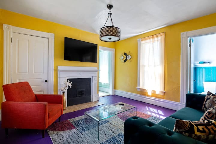 Retro 1br Flat In The Heart Of East Liberty | King - Forest Hills, PA