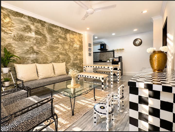 Teesta | Stylish 2bhk Near Sarat Bose Road - Howrah