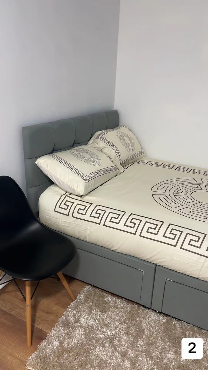 Plus Properties Oxford 2 - Stoke-on-Trent