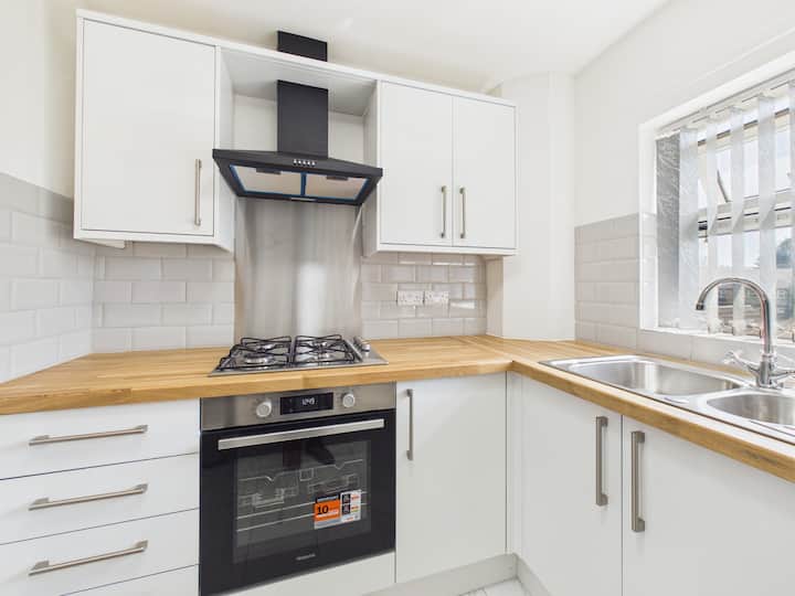 Large One Bed Flat On Barton Road - Oxford