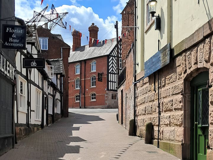 The Georgian Apartment - Congleton