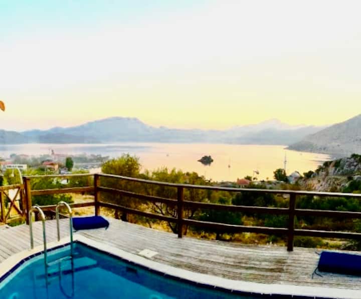 V.m. Stone Cottage With Step In Pool - Selimiye