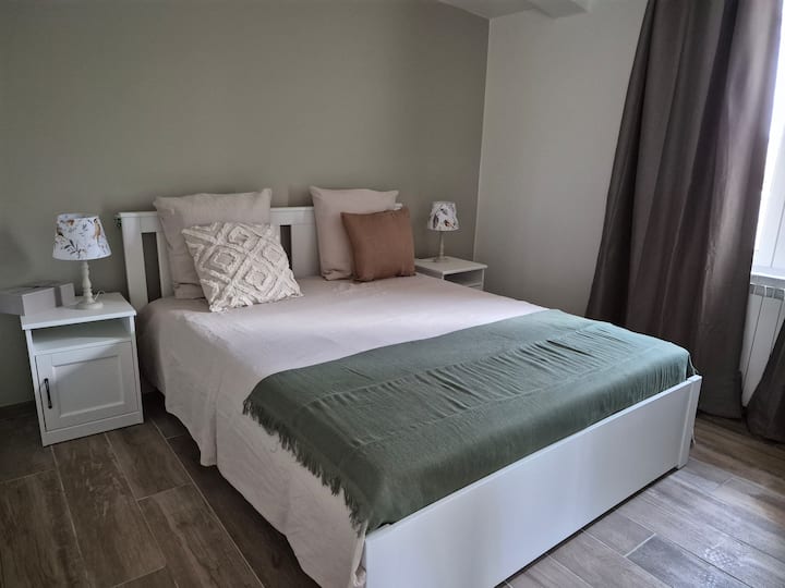 Appartement Avec Terrasse Et Jardin - Sault