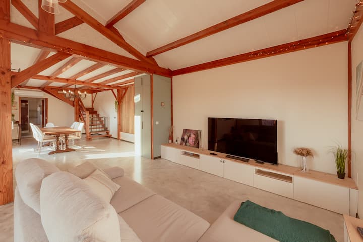 Vue, Jacuzzi & Sunset – Clim, Chambre Bébé - Lot