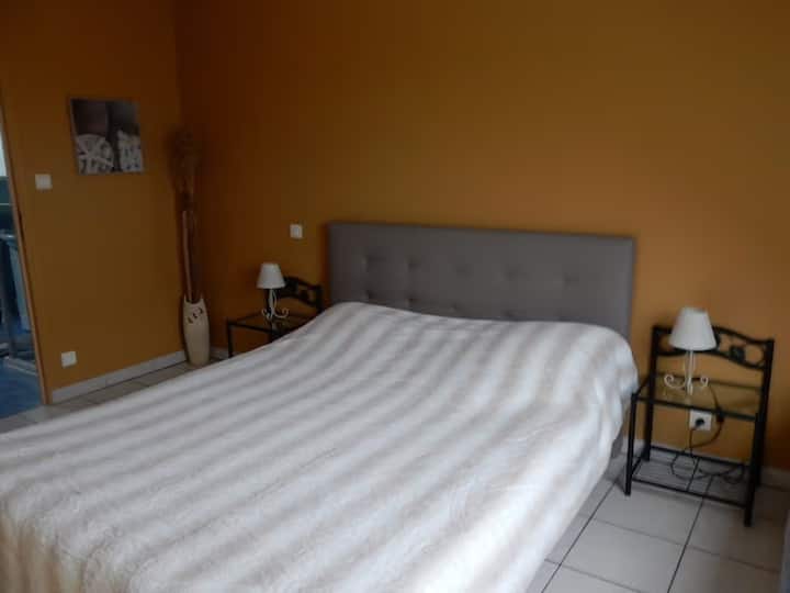 Chambre Orange - Beauvoir