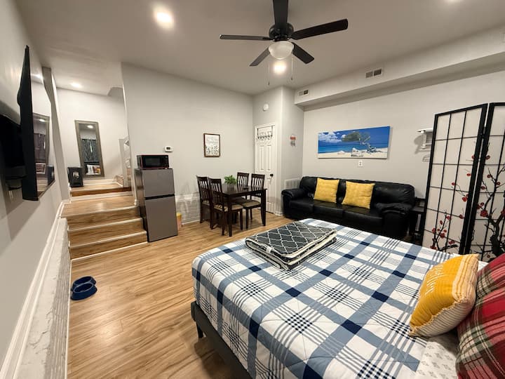 Charming Carytown Retreat-walk To Shops&dining - Richmond, VA