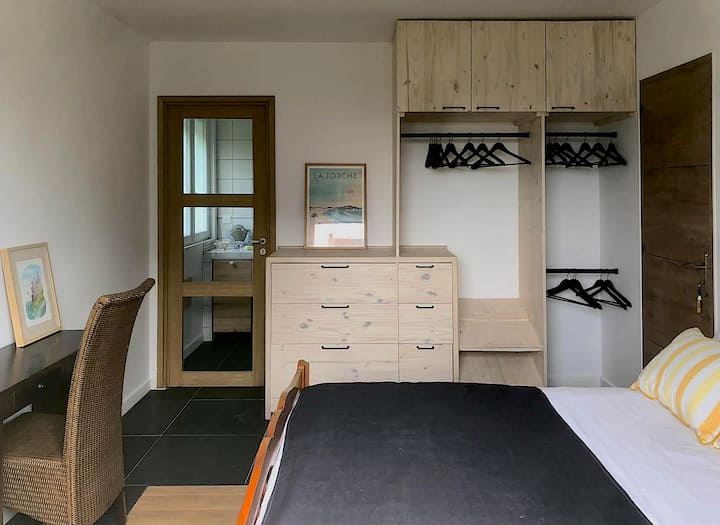 Chambre Chez L'habitant Avec Salle De Bain Privée - Penmarch