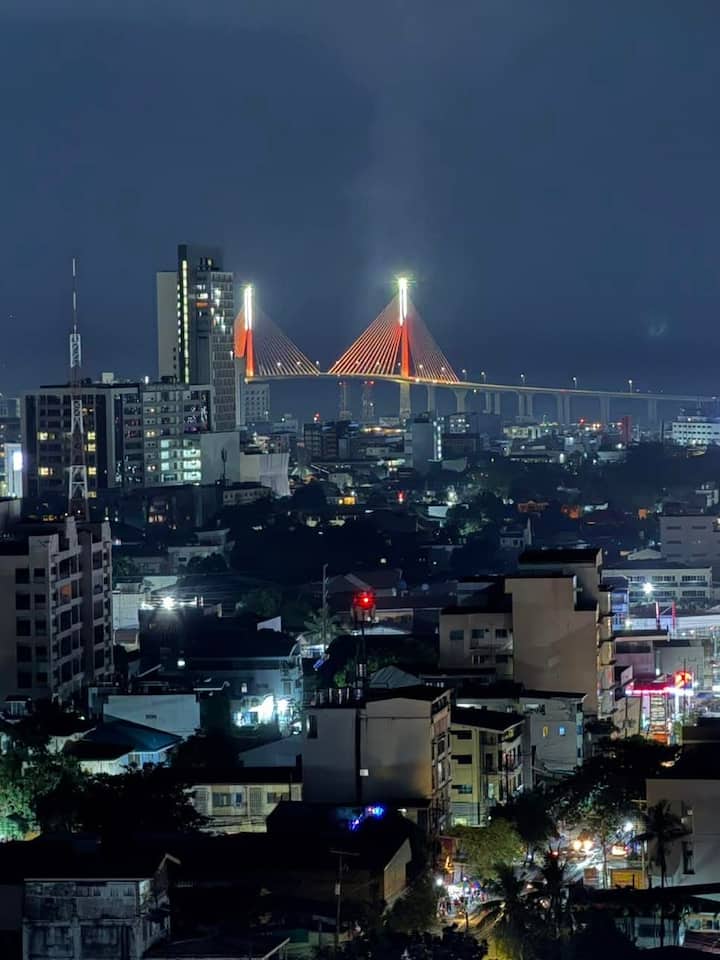 Ben's Place Casa Mira Towers Guadalupe - City View - Talisay