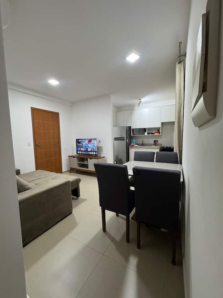 Apartamento 2 Quartos A 2 Minutos Do Jundiaí. - Anápolis