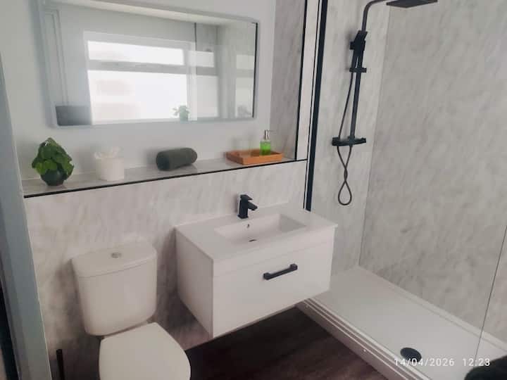 Bijoux City Centre Retreat, In The Walls, For 6 - Chester