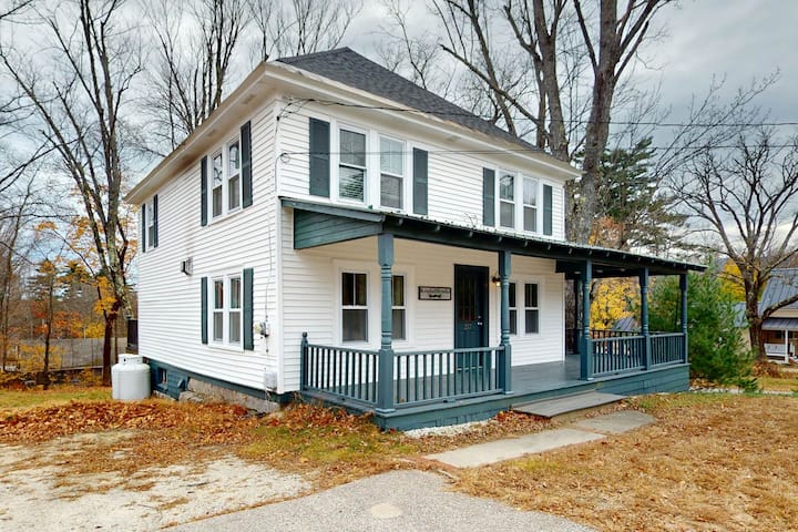 4br Downtown Home Near Skiing,hiking & Restaurants - Conway, NH