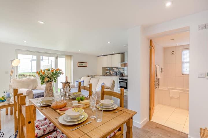 2 Bed In Dartmouth (Oc-c34971) - Dartmouth