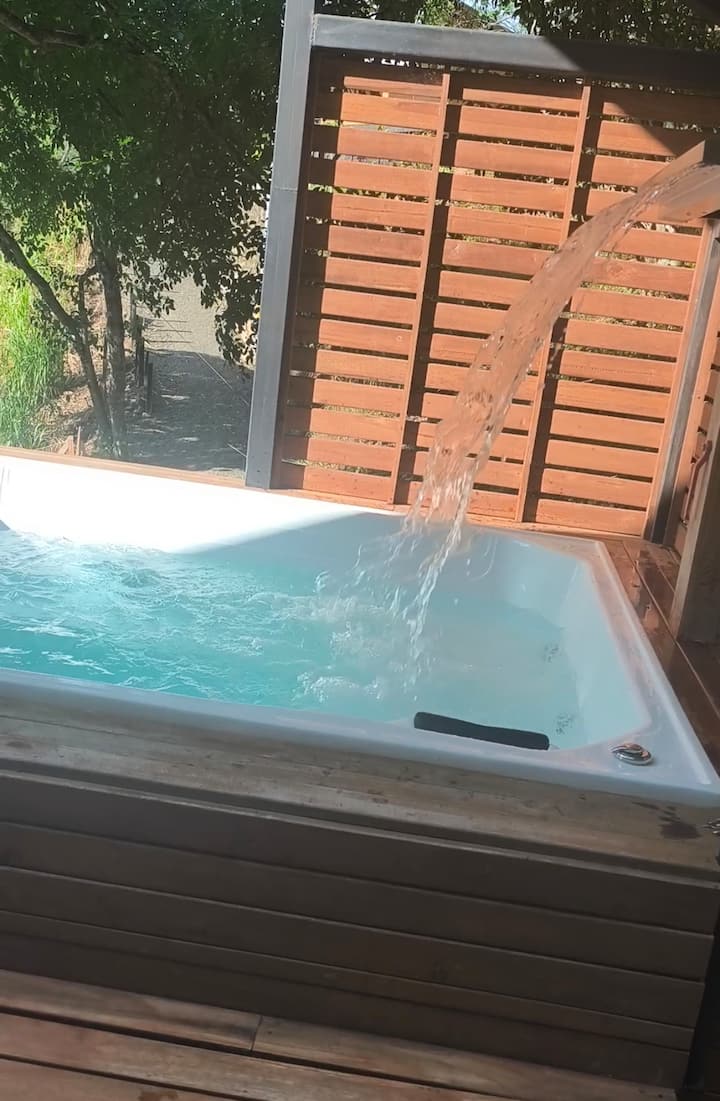 Glamping Rincón De Sueños: Jacuzzi & Confort - Sopetrán