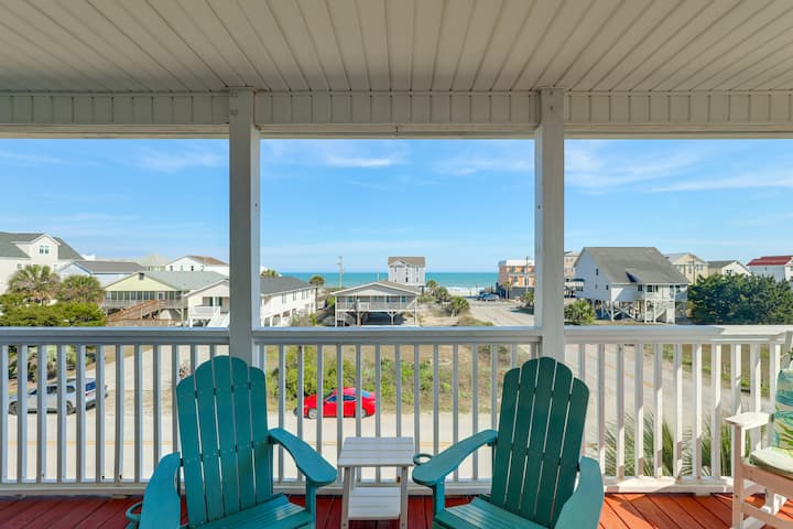 Walk To Garden City Pier & Beach! Group Getaway - Garden City, SC