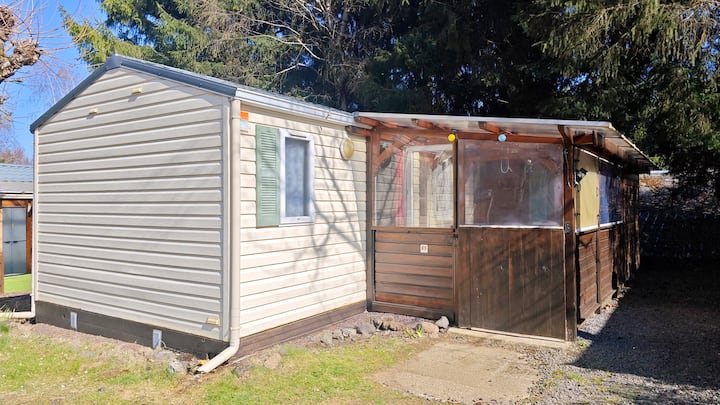 Bungalow Familial Dans Un Camping 4* - Murol