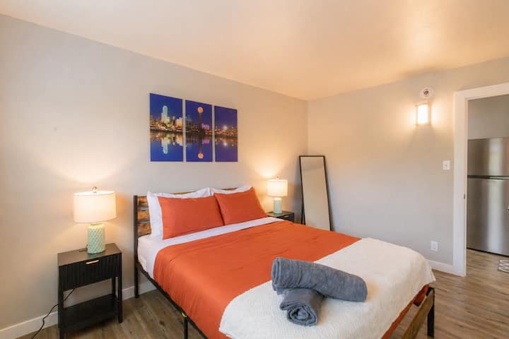1bd, 1ba Near Uta, Hospitals & At&t Stadium - Carousel, Arlington