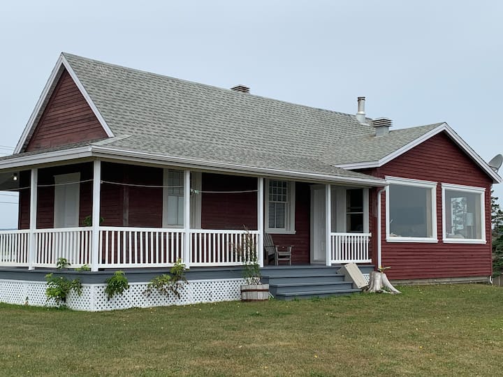 Le Chalet Rouge Du Motel Fraser - Chandler