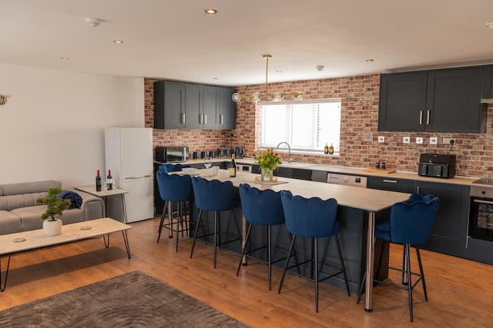 Easterly Sleeps - Lowestoft