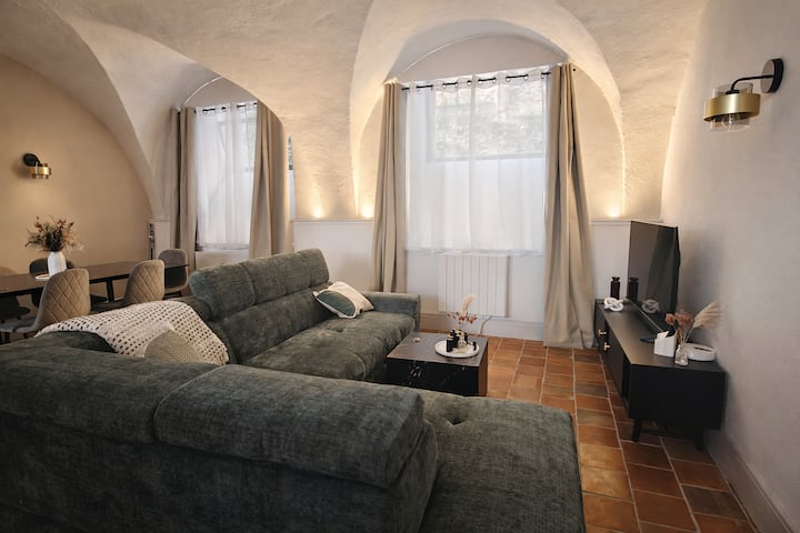 Cœur De Ville – Appartement Voûté, Charme Et Cosy - Dole