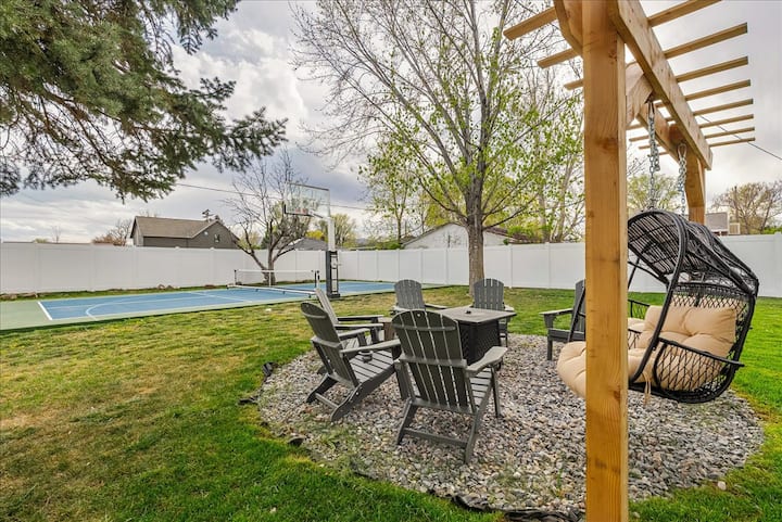 Court & Cottage X The Airbnfree Games And More! - Lehi, UT