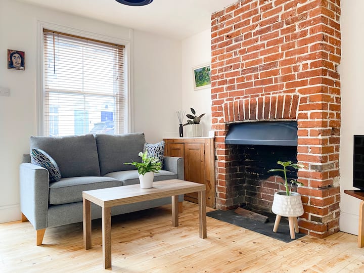Home With Garden In Canterbury - Isle of Sheppey