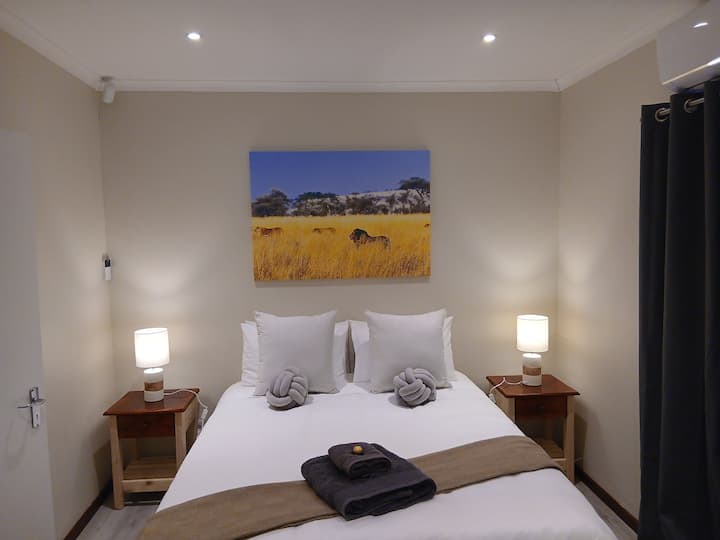 Savanna House In Paarl - Paarl