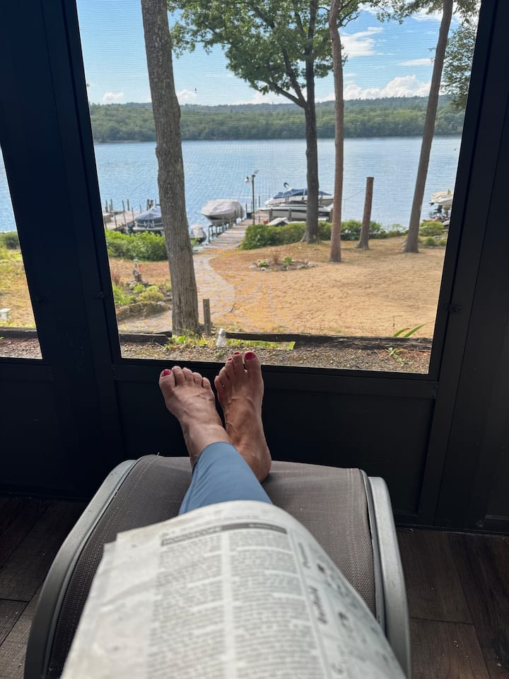 Cozy Lake Condo Laconia Bike Week 2026! - Laconia, NH