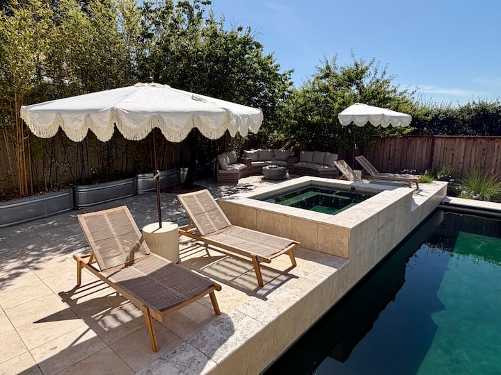 Luxe Napa Retreat | Minutes To Downtown | Pool+spa - Napa, CA