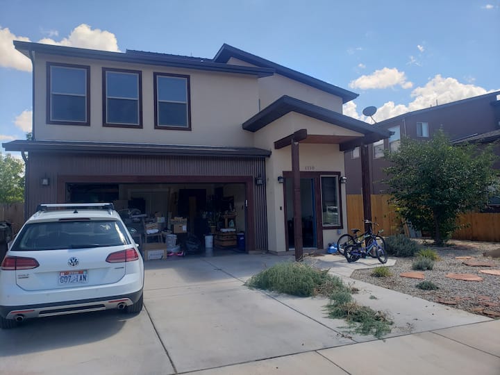Moab Home With 2 Car Garage - Moab, UT