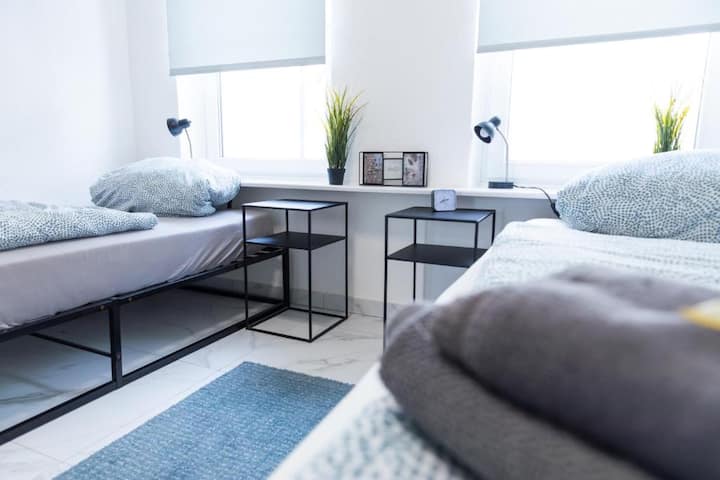 Monteur & Ferienwohnung | Wlan, Smart Tv & Mehr - Bremerhaven