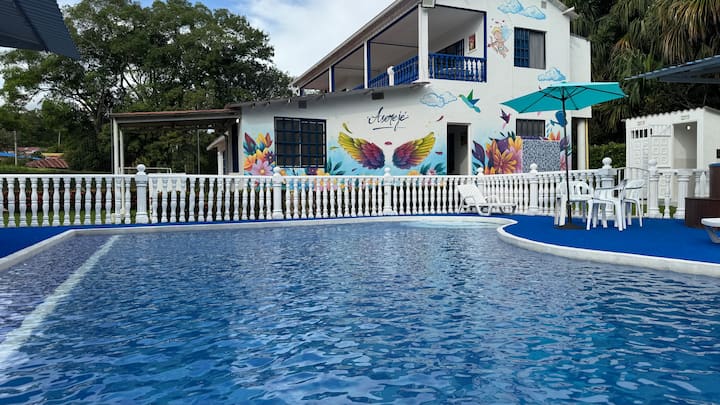 Quinta Con Jacuzzi, Cancha De Fútbol Y Bolirana - Ricaurte
