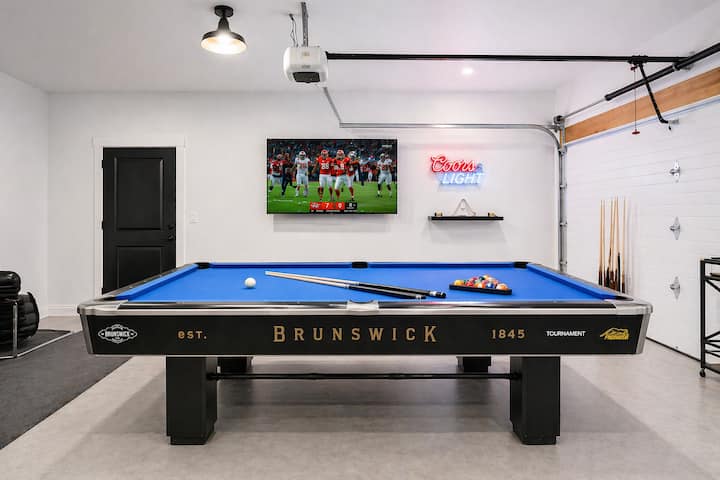 Port Dover Escape | Near Beach | Hot Tub & Games - Port Dover