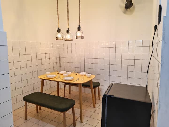 Cozy Seremban Stay, Sleeps 8 Guests - Seremban