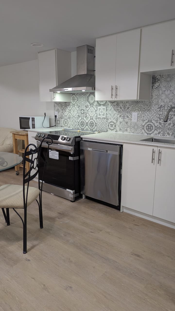 Two Bedroom Modern Apartment In Carleton Place - Carleton Place