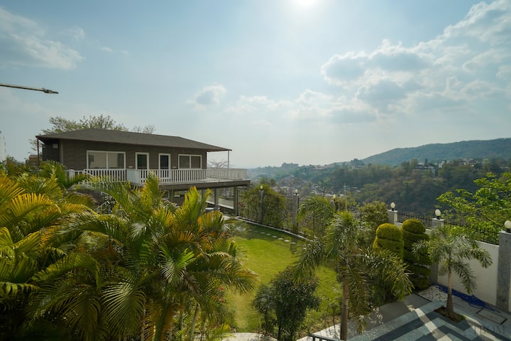 The Sundowner Bungalow |Pool |Jacuzzi In Dehradun - Dehradun