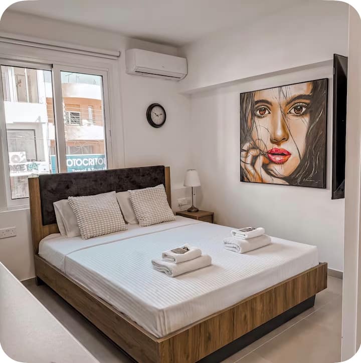 Sunny Comfort Studio • Top Location •Walk To Beach - Limassol