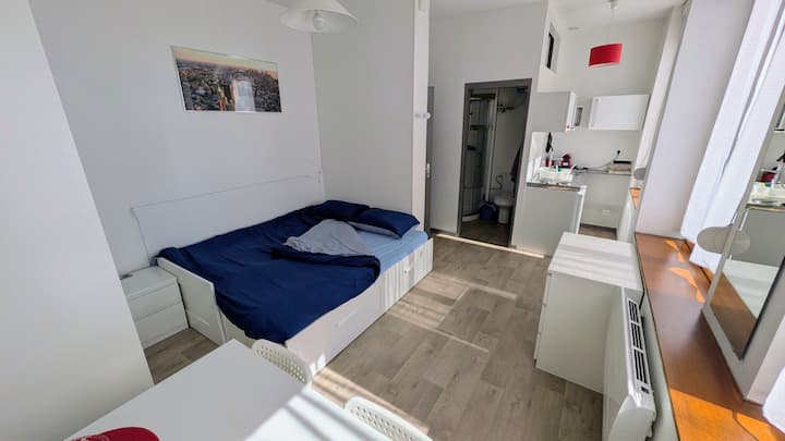 Studio Lit Double Au Pied Du Métro + Lave-linge - Lille