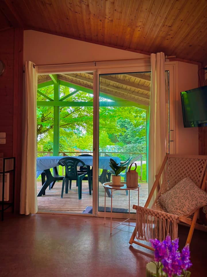Chalet 6 Personnes Les Hameaux De Miel - France
