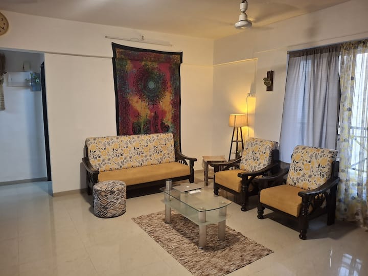 Aaryastays: Boho 2bhk Next To Thane Station - Thane