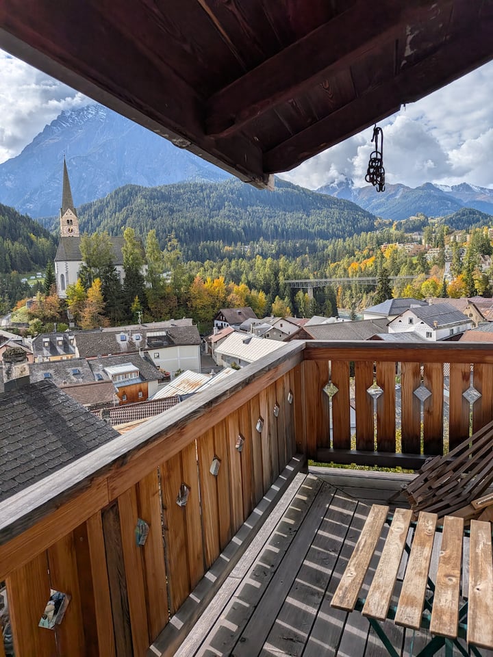 Engadin Charm With Newly Renovated Interior - Scuol
