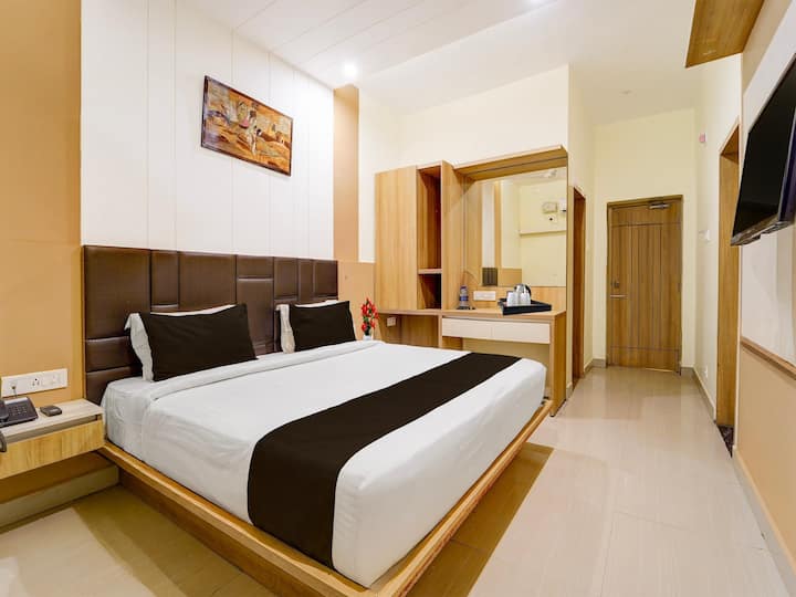 Fort De Townhouse Rock - Dindigul