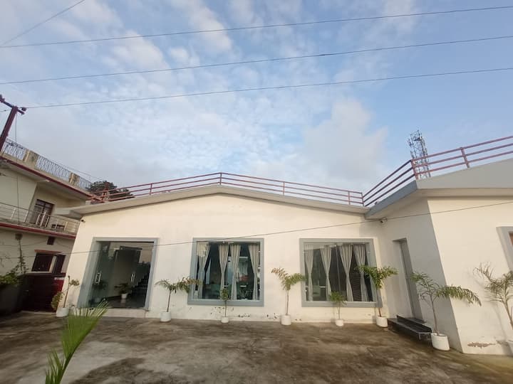 Private 8 Room Resort | Full Property - Ramnagar