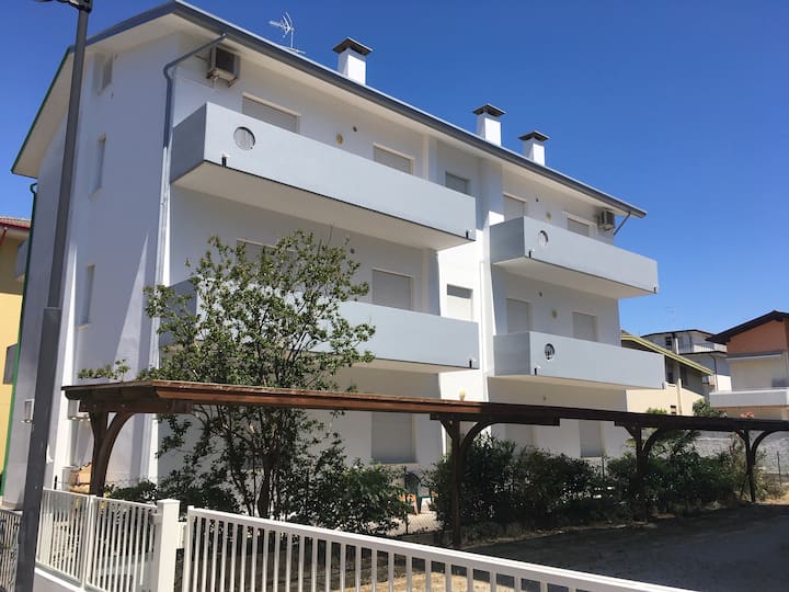 Bivano Al Piano Terra In Zona Ponente - Caorle