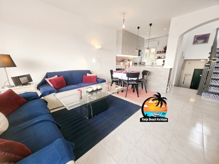 Amplio, Moderno, Wifi Gratuito, Piscina Privada - Nerja