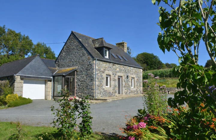 Grande Maison Bretonne De Charme Avec Jardin Clos - Locquirec