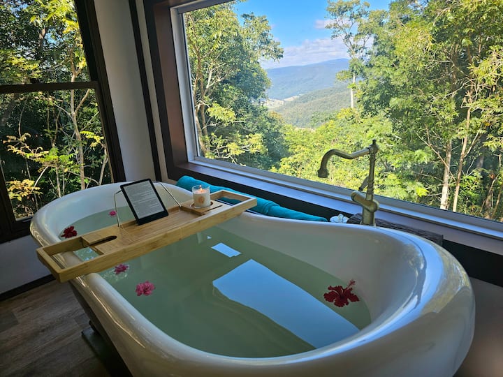 Clouds Serenity - Rainforest Glamping With A View - Gold Coast