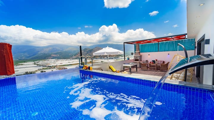 Muhafazakar Balayı Ve Tatil Villası - Turkey