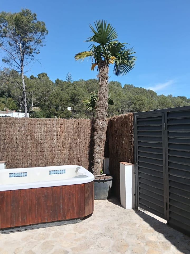 2apartament Jardín Privat Jacuzzi Barbaco Chillout - Canyelles